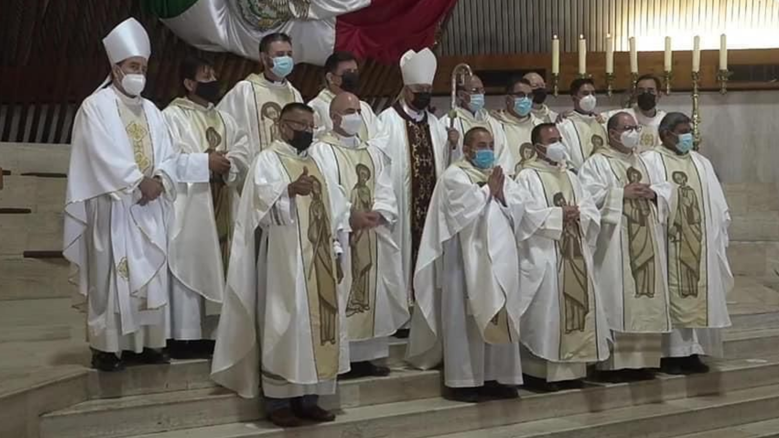 MISA POR LOS 25 AÑOS DE MINISTERIO SACERDOTAL GENERACIÓN 1988-1996 ...